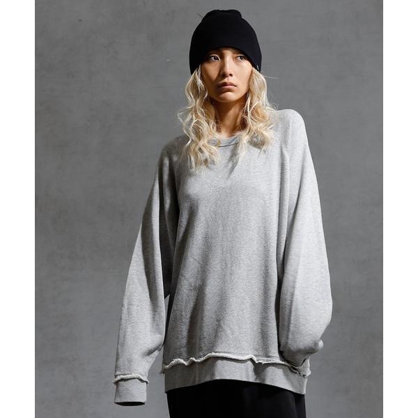 『タイムセール実施中』参考価格：6，600円発売時期：2024年11月コンディション：B（目立つ使用感なし）使用感が少ない、または気にならないアイテム全体的：色あせ、毛玉、ほつれ参考商品名：トンプキン裏毛ビッグプルオーバー参考品番：CUA2...