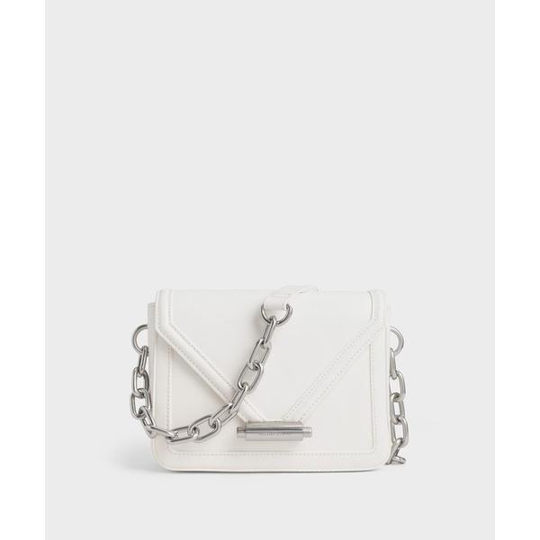 『セール実施中』参考価格：10，900円発売時期：2022年06月コンディション：C（やや使用感あり）使用感があり、やや気になる傷や汚れがあるアイテム全体的：汚れ留め具：剥げ参考商品名：ローラー エンヴェロープクロスボディバッグ / Lol...