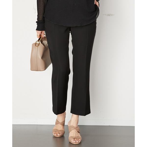 『セール実施中』参考価格：22，000円発売時期：2023年08月コンディション：C（やや使用感あり）使用感があり、やや気になる傷や汚れがあるアイテム全体的：保管上のにおいがします。参考商品名：クロップド パンツ参考品番：230305008...