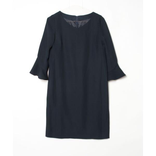 『タイムセール実施中』参考価格：25，300円発売時期：2017年04月コンディション：C（やや使用感あり）使用感があり、やや気になる傷や汚れがあるアイテムすそ周り：ほつれ参考商品名：フレアスリーブサテンワンピース参考品番：187-5225...