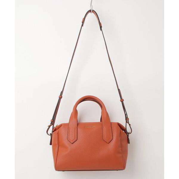 『セール実施中』参考価格：13，900円発売時期：2020年10月コンディション：A（使用感なし）数回使用した程度で使用感が感じられないアイテム参考商品名：【販売終了】ダブルハンドル ミニダッフルバッグ / Double Handle Mi...