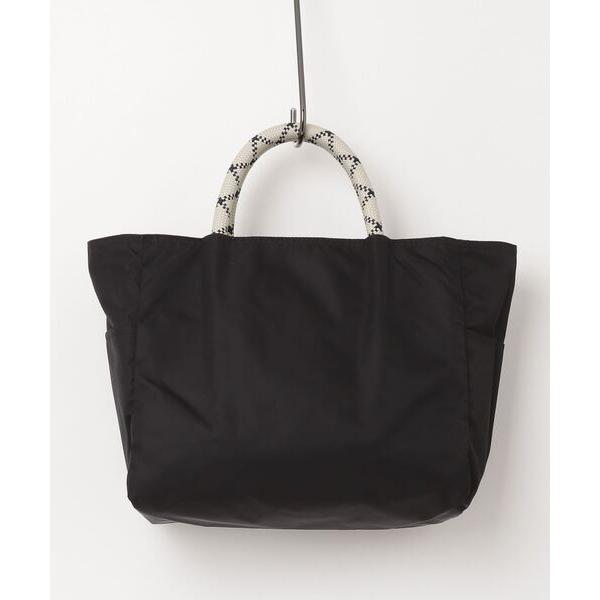 『セール実施中』参考価格：17，600円発売時期：2024年01月コンディション：B（目立つ使用感なし）使用感が少ない、または気にならないアイテム表面：汚れ参考商品名：【別注】NOMADIS / SAC2 W リバーシブル ロゴトートバッグ...