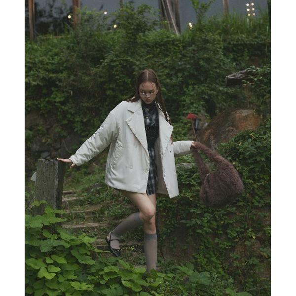 参考価格：7，960円発売時期：2025年10月コンディション：S（新品同様）タグ付きの未使用、または新品同様のアイテム付属品：スペアボタン・タグ参考商品名：中綿 テーラード カラーコート参考品番：15507019【商品に関する注意事項】・...