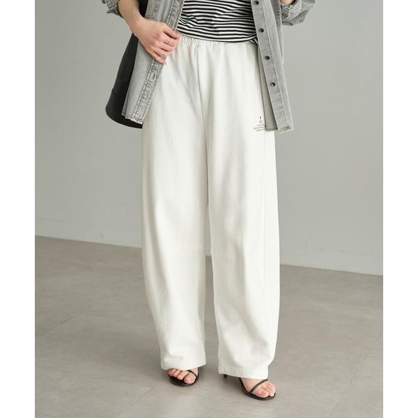 『タイムセール実施中』参考価格：7，920円発売時期：2025年01月コンディション：C（やや使用感あり）使用感があり、やや気になる傷や汚れがあるアイテムすそ周り：汚れ内側：毛玉参考商品名：カーブシルエットスウェットパンツ参考品番：0251...