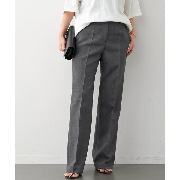 参考価格：35，200円発売時期：2025年02月コンディション：A（使用感なし）数回使用した程度で使用感が感じられないアイテム参考商品名：Wクロス フレアパンツ参考品番：25030500803010【商品に関する注意事項】・こちらの商品画...