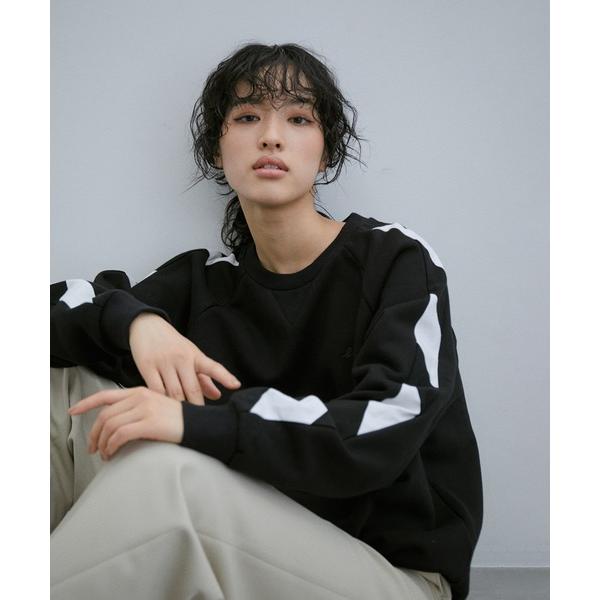 参考価格：22，000円発売時期：2022年11月コンディション：D（傷・汚れあり）傷や汚れがあるが使用には問題ないアイテム全体的：色あせ、毛玉首周り・袖口：型崩れ参考商品名：【WEB限定】【agnes b. pour ADAM ET RO...