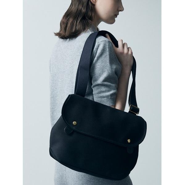 『セール実施中』参考価格：33，000円発売時期：2025年01月コンディション：B（目立つ使用感なし）使用感が少ない、または気にならないアイテム全体的：汚れ参考商品名：Brady | AVON参考品番：BSB251U302-0005【商品...