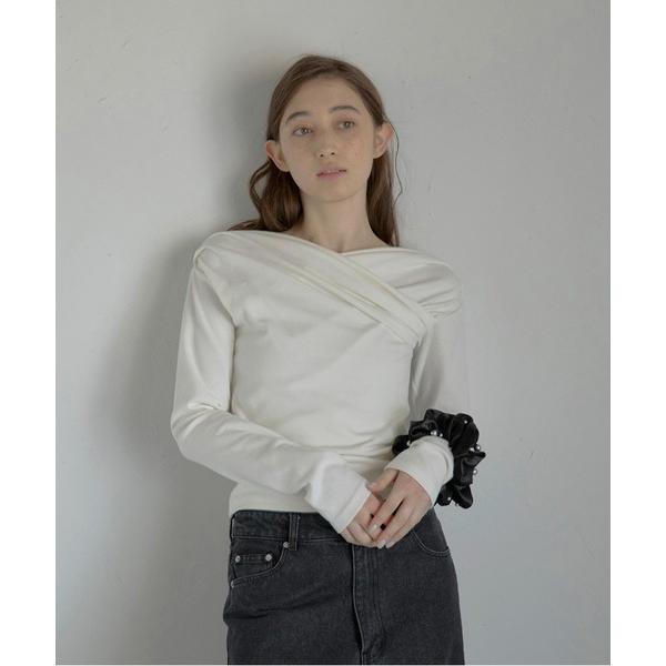 『タイムセール実施中』参考価格：5，390円発売時期：2025年02月コンディション：B（目立つ使用感なし）使用感が少ない、または気にならないアイテム全体的：汚れ、毛玉参考商品名：【MINERTE】unbalanced offshoulde...