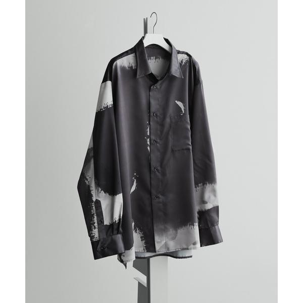 『タイムセール実施中』参考価格：7，700円発売時期：2024年02月コンディション：A（使用感なし）数回使用した程度で使用感が感じられないアイテム参考商品名：loose shadow paint over satin shirt / ルー...