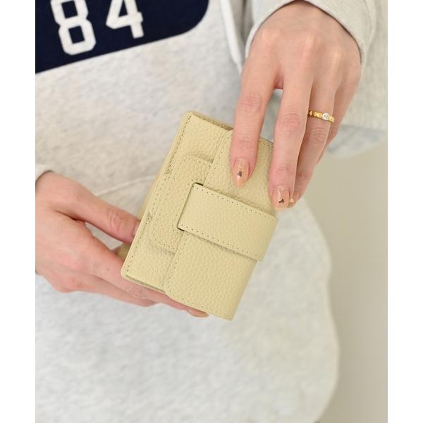 参考価格：15，400円発売時期：2024年11月コンディション：C（やや使用感あり）使用感があり、やや気になる傷や汚れがあるアイテム全体的：汚れ装飾部分：傷参考商品名：tov/トーヴ SLOBE別注 ミニウォレット参考品番：2409091...