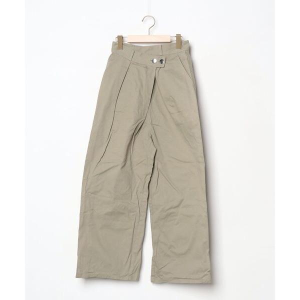 『タイムセール実施中』参考価格：8，140円発売時期：2019年08月コンディション：A（使用感なし）数回使用した程度で使用感が感じられないアイテム参考商品名：ボタンデザインベルトWIDEパンツ参考品番：KB96-24J040ZOZO問い合...
