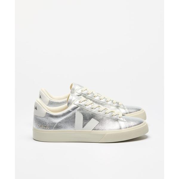 『セール実施中』参考価格：28，600円発売時期：2025年07月コンディション：C（やや使用感あり）使用感があり、やや気になる傷や汚れがあるアイテム全体的：汚れ表面：履きジワ参考サイズ：24.5cm参考商品名：VEJA / “CAMPO“...