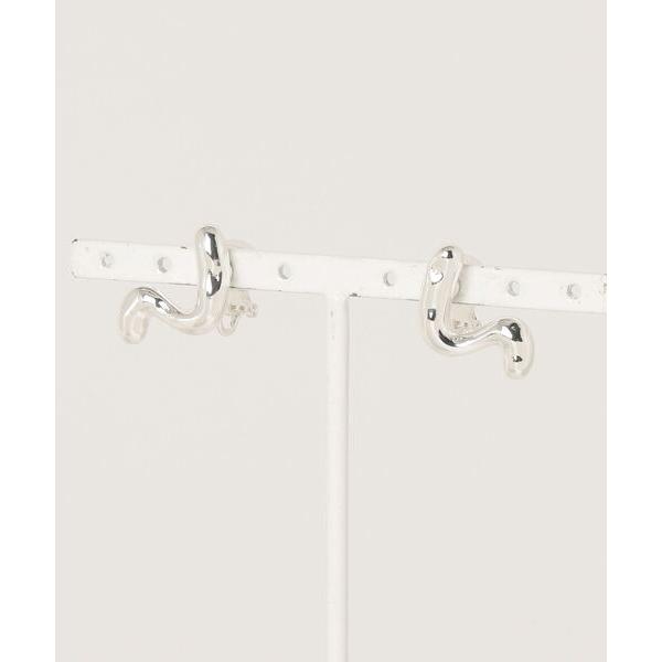 『セール実施中』参考価格：17，050円発売時期：2024年09月コンディション：A（使用感なし）数回使用した程度で使用感が感じられないアイテム付属品：箱・タグ参考商品名：＜Soierie＞Ornaments イヤリング参考品番：18335...