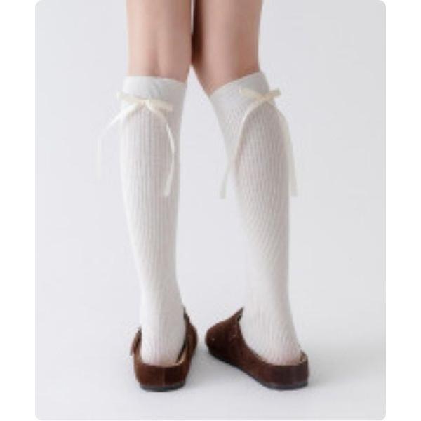 ※このアイテムは返品・交換対象外商品です。ZOZO問い合わせ番号:102967045ショップ:Bonjour Sagan，ボンジュールサガンブランド:I.O.E，アイオイ商品名:韓国トレンド　リボンポイント　ニーハイリブソックスカテゴリ:レ...