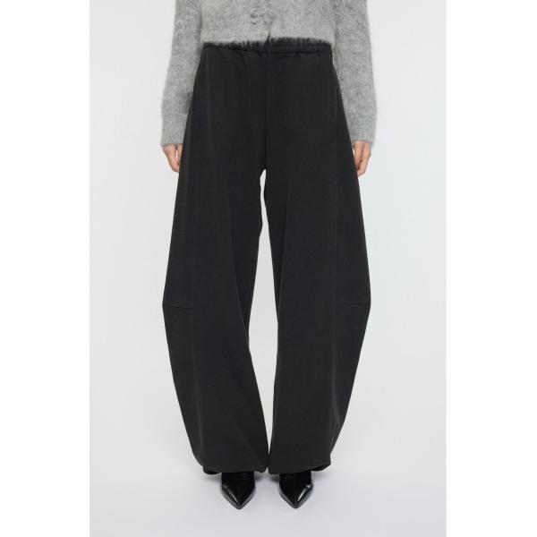 ZOZO問い合わせ番号:102967929ショップ:MOUSSY，マウジーブランド:MOUSSY，マウジー商品名:【EC限定新色登場】CURVE LINE SWEAT PANTS / カーブラインスウェットパンツカテゴリ:パンツ>スウ...