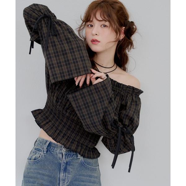 『タイムセール実施中』参考価格：4，400円発売時期：2025年03月コンディション：B（目立つ使用感なし）使用感が少ない、または気にならないアイテム全体的：色あせ参考商品名：【＠_chipi2xセレクト】華奢見え叶う2wayブラウス参考品...