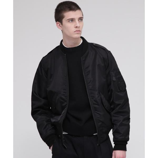 参考価格：22，000円発売時期：2023年01月コンディション：B（目立つ使用感なし）使用感が少ない、または気にならないアイテム全体的：色あせ、毛玉参考商品名：L-2B コマーシャル / L-2B COMMERCIAL / フライトジャケ...