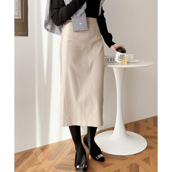 『タイムセール実施中』参考価格：3，290円発売時期：2023年12月コンディション：A（使用感なし）数回使用した程度で使用感が感じられないアイテム後身頃：ほつれ参考商品名：やわらかストレッチ素材　動けるタイトスカート参考品番：AKR012...