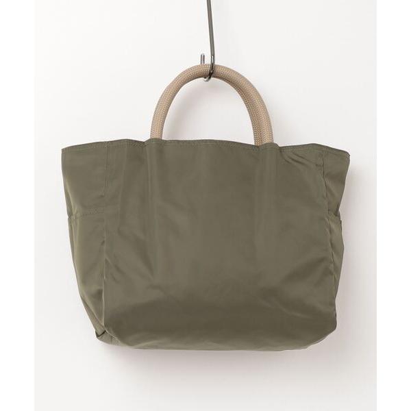 『セール実施中』参考価格：17，600円発売時期：2025年06月コンディション：B（目立つ使用感なし）使用感が少ない、または気にならないアイテム底・表面：汚れ参考商品名：＜NOMADIS＞SAC2 トートバッグ参考品番：183250000...