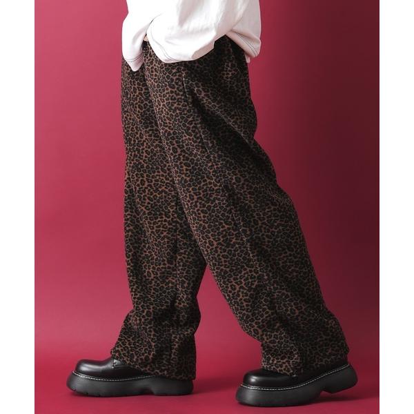 参考価格：13，990円発売時期：2024年11月コンディション：B（目立つ使用感なし）使用感が少ない、または気にならないアイテムすそ周り：色あせ、毛玉参考商品名：a.p.o.v. -ankoROCK’s select- レオパード裏起毛フ...