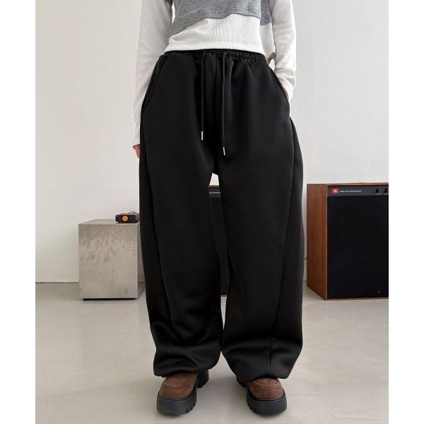 ZOZO問い合わせ番号:103005494ショップ:Outfitter lab，アウトフィッターラボブランド:4INT.，フォイント商品名:裏起毛 ピンタック ワイド トレーニングパンツ / スウェットパンツカテゴリ:パンツ>スウェッ...