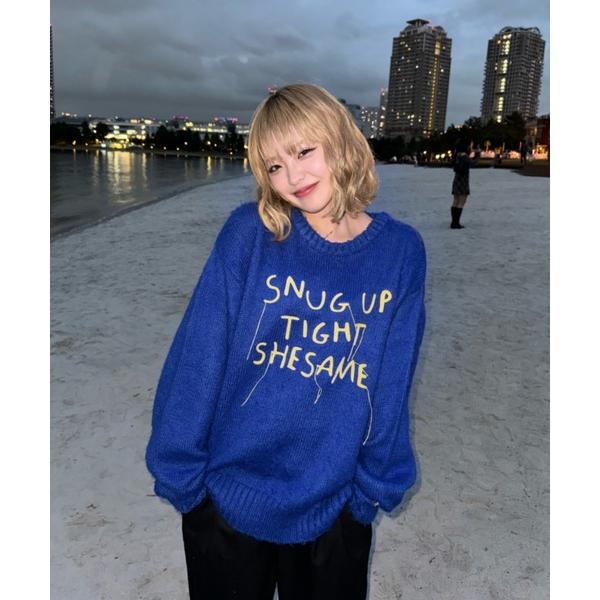 『セール実施中』参考価格：6，496円発売時期：2024年11月コンディション：C（やや使用感あり）使用感があり、やや気になる傷や汚れがあるアイテム全体的：毛玉、保管上のにおいがします。参考商品名：waving logo Knit参考品番：...