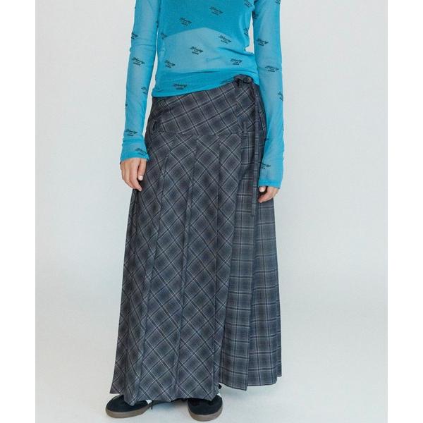 『タイムセール実施中』参考価格：22，000円発売時期：2024年08月コンディション：A（使用感なし）数回使用した程度で使用感が感じられないアイテム付属品：ベルト参考商品名：Low Waist Maxi Pleated Skirt/ローウ...