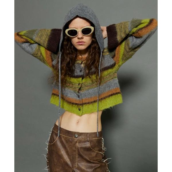 『セール実施中』参考価格：17，930円発売時期：2024年08月コンディション：A（使用感なし）数回使用した程度で使用感が感じられないアイテム参考商品名：Multi Border Short Length Knit Cardigan/マル...