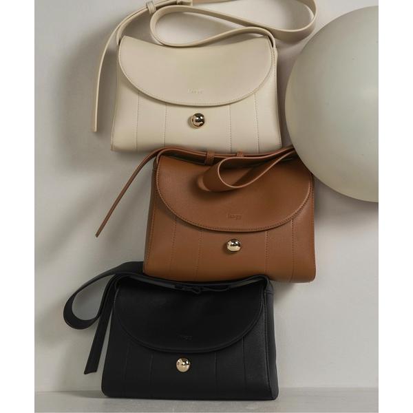 『タイムセール実施中』参考価格：8，360円発売時期：2024年09月コンディション：B（目立つ使用感なし）使用感が少ない、または気にならないアイテム全体的：汚れ装飾部分：ほつれ参考商品名：trapezoidal button point ...