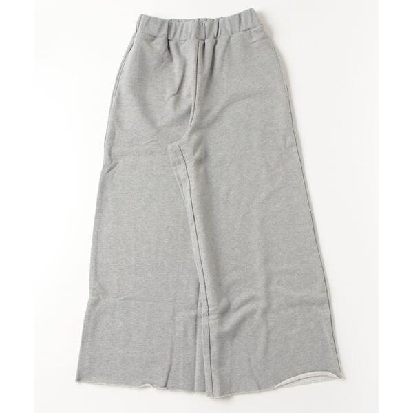 『セール実施中』参考価格：16，500円発売時期：2025年03月コンディション：B（目立つ使用感なし）使用感が少ない、または気にならないアイテムすそ周り：毛玉参考商品名：【別注】SLOANE / コットン 裏毛 パンツ参考品番：64-22...