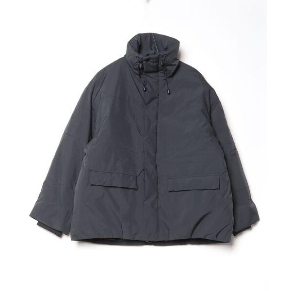 参考価格：14，080円発売時期：2021年12月コンディション：S（新品同様）タグ付きの未使用、または新品同様のアイテム付属品：タグ参考商品名：ポリストレッチ ボリューム中綿ダウンジャケット キルティング アウター参考品番：213026H...