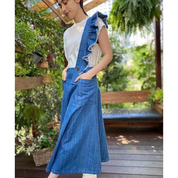 『セール実施中』参考価格：30，800円発売時期：2023年03月コンディション：B（目立つ使用感なし）使用感が少ない、または気にならないアイテム全体的：色あせ参考商品名：9.3ozデニムフレアスカート参考品番：0231-130402【商品...