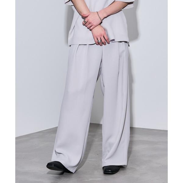 『セール実施中』参考価格：7，700円発売時期：2024年04月コンディション：A（使用感なし）数回使用した程度で使用感が感じられないアイテム参考商品名：【 セットアップ対応 】ステッチワークボックスプリーツワイドパンツ参考品番：2024-...