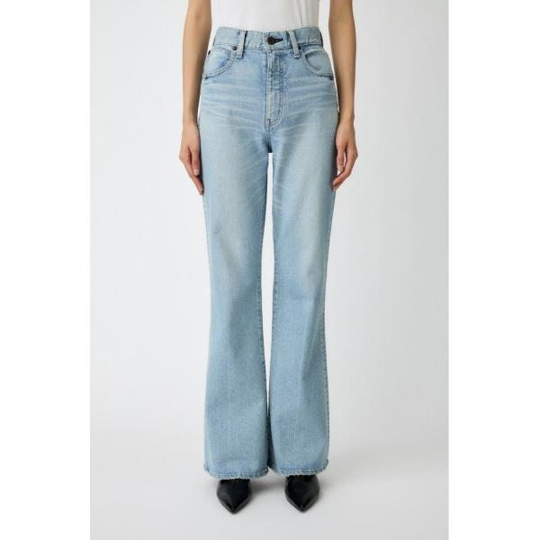 ZOZO問い合わせ番号:103084171ショップ:MOUSSY，マウジーブランド:MOUSSY，マウジー商品名:MVS L/BLU FLAREカテゴリ:パンツ>デニムパンツブランド品番:010JSA12-4921素材:(本体)コット...