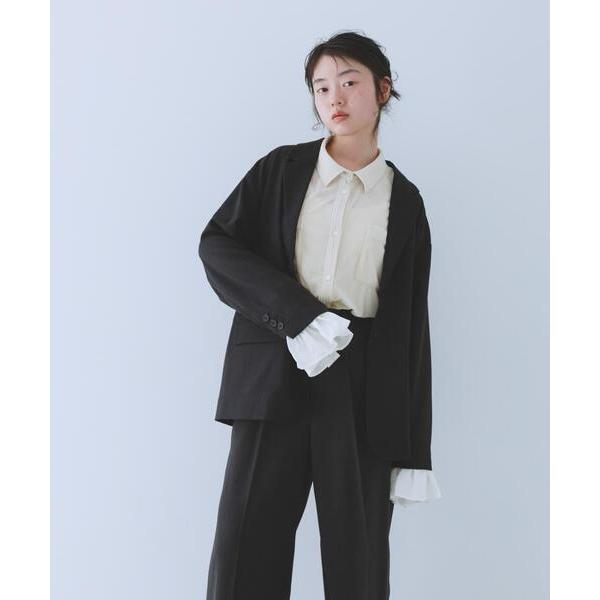 ZOZO問い合わせ番号:103084617ショップ:KBF，ケービーエフブランド:KBF，ケイビーエフ商品名:フリルスリーブテーラードジャケットカテゴリ:ジャケット/アウター>その他アウターブランド品番:KB26130-2075070...