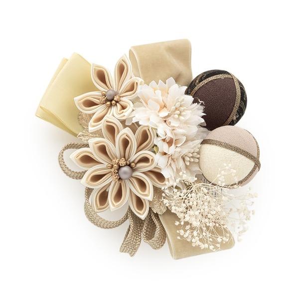 ZOZO問い合わせ番号:103085156ショップ:SOUBIEN，ソウビエンブランド:SOUBIEN，ソウビエン商品名:かすみ草とつまみ細工の和モダンな髪飾りカテゴリ:水着/着物・浴衣>和装小物ブランド品番:sbn-kaz10586...