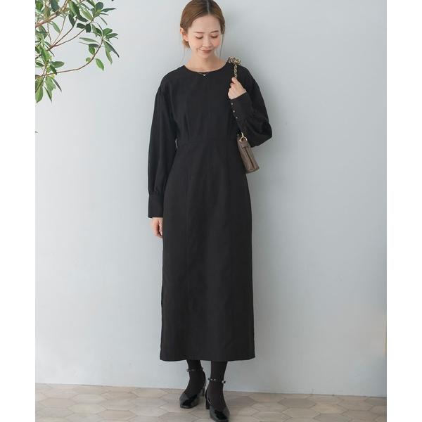 『セール実施中』参考価格：16，500円発売時期：2023年10月コンディション：A（使用感なし）数回使用した程度で使用感が感じられないアイテム参考商品名：ハイウエスト切替スエードストレートワンピース参考品番：RA37-26S702【商品に...