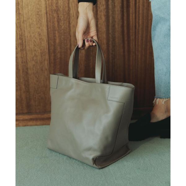 参考価格：52，800円発売時期：2021年12月コンディション：B（目立つ使用感なし）使用感が少ない、または気にならないアイテム全体的：汚れ【商品に関する注意事項】・こちらの商品画像は、実物ではなく新品時の画像を掲載しております。・お届け...