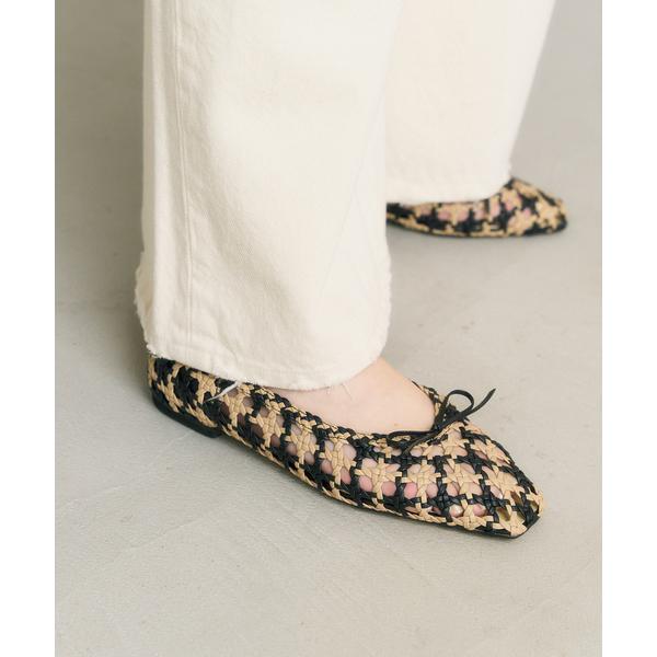 ZOZO問い合わせ番号:103122652ショップ:LE TALON，ルタロンブランド:LE TALON，ルタロン商品名:スクエアソフトメッシュバレエカテゴリ:シューズ>バレエシューズブランド品番:26182820668410素材:甲...