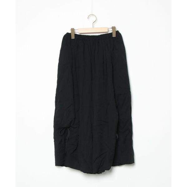 『タイムセール実施中』参考価格：24，200円発売時期：2020年01月コンディション：A（使用感なし）数回使用した程度で使用感が感じられないアイテム参考商品名：エクセルツイル　ドローストリングパンツ参考品番：GPP23-492ZOZO問い...