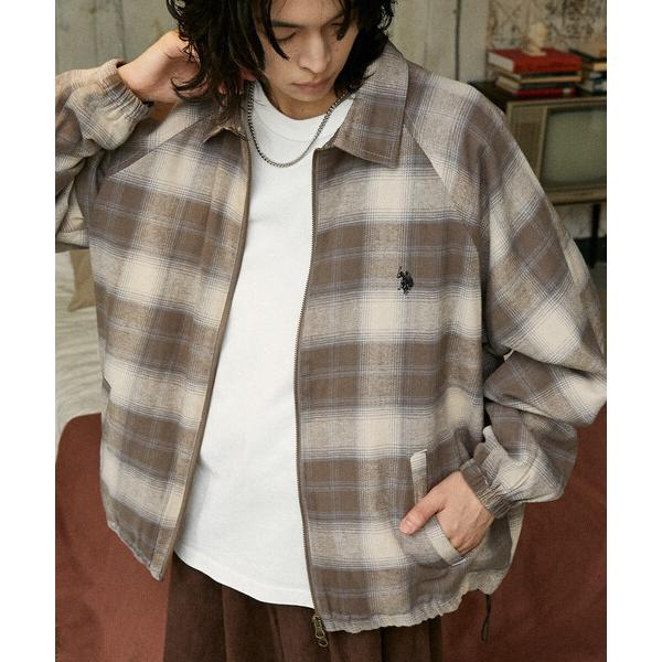 参考価格：9，999円発売時期：2025年08月コンディション：A（使用感なし）数回使用した程度で使用感が感じられないアイテム参考商品名：U.S. POLO ASSN./ユーエスポロアッスン 別注 WZIP SWINGTOP/ダブルジップス...