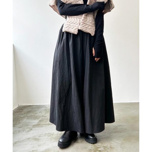 『セール実施中』参考価格：6，600円発売時期：2023年09月コンディション：B（目立つ使用感なし）使用感が少ない、または気にならないアイテムウエスト：汚れ参考商品名：ナイロンギャザースカート参考品番：A160101780【商品に関する注...