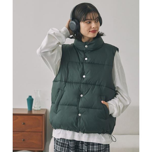 『セール実施中』参考価格：6，860円発売時期：2024年10月コンディション：A（使用感なし）数回使用した程度で使用感が感じられないアイテム参考商品名：スタンドカラー ナイロン 中綿ベスト参考品番：LDbe289【商品に関する注意事項】・...