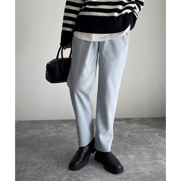 『セール実施中』参考価格：9，680円発売時期：2023年12月コンディション：B（目立つ使用感なし）使用感が少ない、または気にならないアイテム後身頃：ほつれ参考商品名：シルキーウォームツイルテーパードパンツ参考品番：4-0021-1-29...