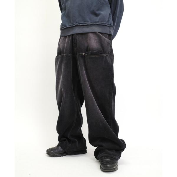 参考価格：9，790円発売時期：2024年10月コンディション：B（目立つ使用感なし）使用感が少ない、または気にならないアイテム全体的：色あせ参考商品名：【UNISEX/サイズ展開あり】コーデュロイスラポケパンツ参考品番：WWZ10A210...