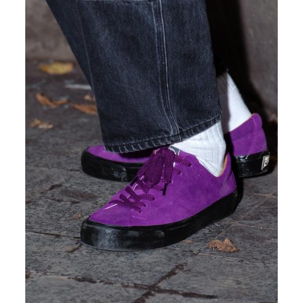 『セール実施中』参考価格：14，300円発売時期：2023年10月コンディション：C（やや使用感あり）使用感があり、やや気になる傷や汚れがあるアイテム内側・ソール：汚れかかと：擦り減り参考サイズ：27cm参考商品名：VM003 SUEDE ...