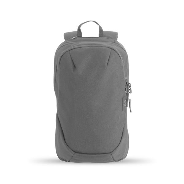 参考価格：20，350円発売時期：2023年05月コンディション：B（目立つ使用感なし）使用感が少ない、または気にならないアイテム全体的：汚れ参考商品名：SHELDRAKE BACKPACK FULL CORDURA BLACK参考品番：S...