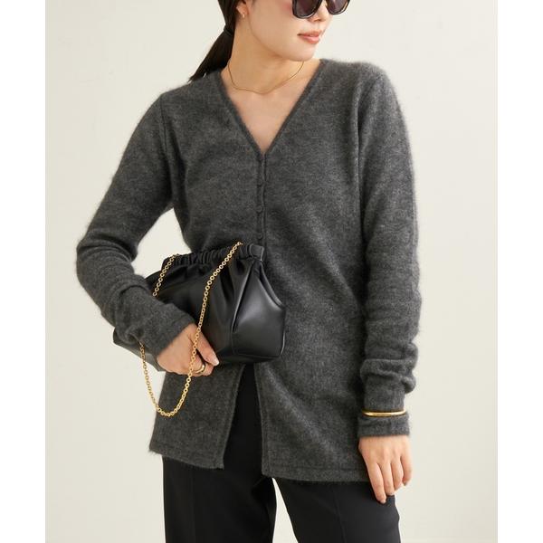 『タイムセール実施中』参考価格：25，300円発売時期：2024年07月コンディション：A（使用感なし）数回使用した程度で使用感が感じられないアイテム参考商品名：Light Fur Midi カーディガン参考品番：2408092210203...