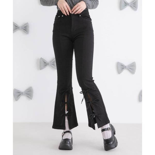 『タイムセール実施中』参考価格：4，990円発売時期：2024年11月コンディション：B（目立つ使用感なし）使用感が少ない、または気にならないアイテム前身頃・後身頃：汚れ、色あせ参考商品名：トリプルリボンスリットフレアパンツ参考品番：535...