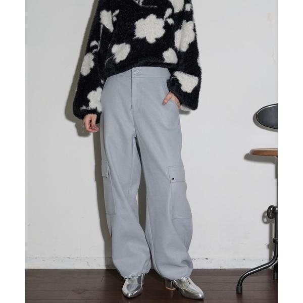 『セール実施中』参考価格：6，930円発売時期：2023年11月コンディション：B（目立つ使用感なし）使用感が少ない、または気にならないアイテム全体的：毛玉参考商品名：ブラッシュドジャージードロストヘムカーゴパンツ参考品番：TY23264【...